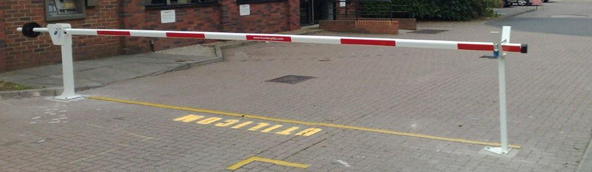 Bank Manual Barriers - Frontier Pitts