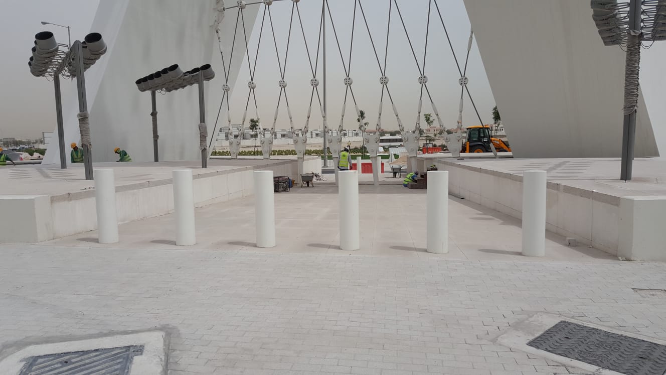HVM Bollards installed on the Lusail Expressway Al Wahda, Qatar ...