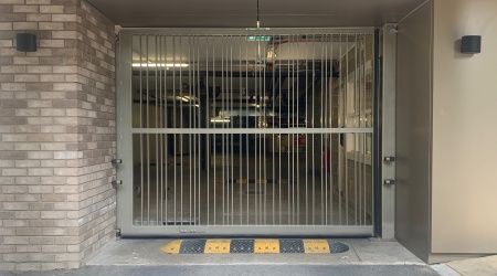 LPS1175 Hinged Gates at a Mixed Use Development - Frontier Pitts